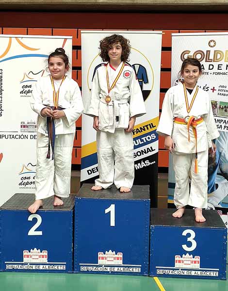 Diez medallas para los judocas del Shogai en la Golden League ...